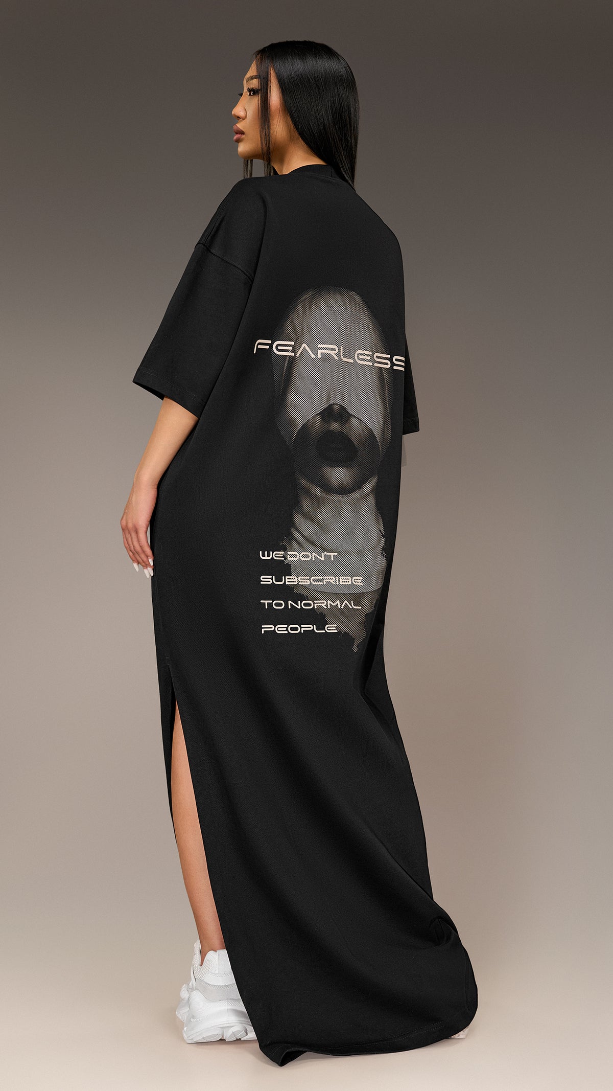 Dresses Women Oversized Dress „Fearless” – D26267 - The urban collection